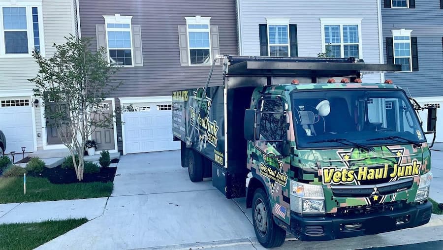 Vets Haul Junk Removal - Estate Cleanouts
